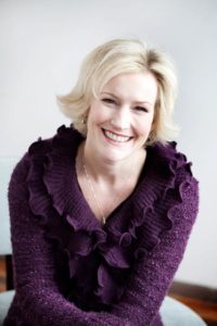 Tess Thompson – Romance Happy Hour