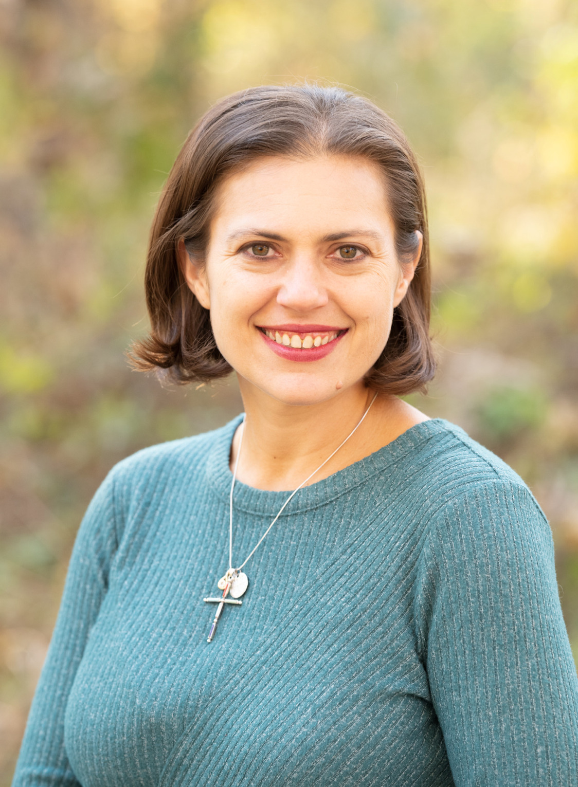 Victoria J. Hyla – Romance Happy Hour